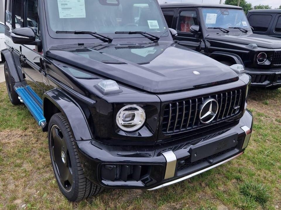 Купить б/у Mercedes-Benz G-Класс AMG II (W465) Рестайлинг 63 AMG 4.0 AT (585 л.с.) 4WD бензин ...