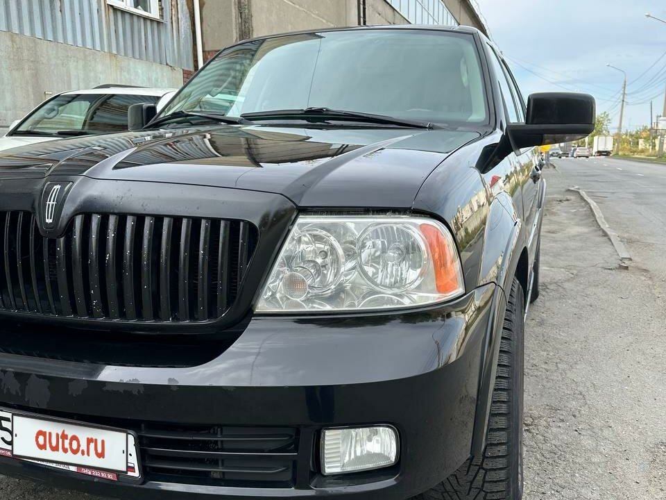 Купить б/у Lincoln Navigator II 6-speed 5.4 AT (304 л.с.) 4WD бензин ...