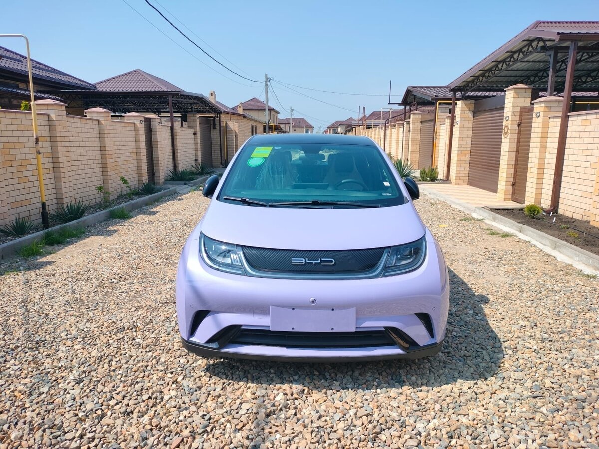 Купить б/у BYD Dolphin 2021-2024 44.9 kWh Electro AT (70.0 кВт) электро ...