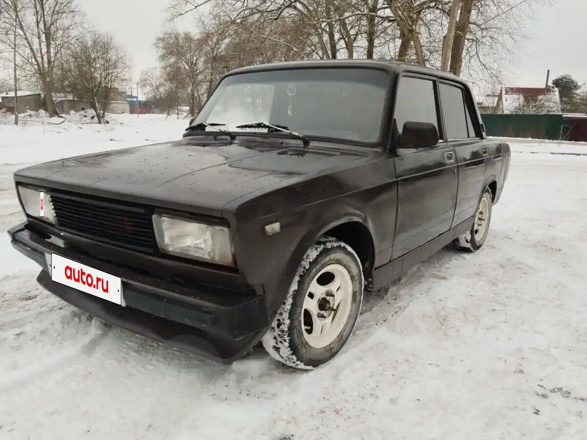 Купить б/у Lada (ВАЗ) 2105 1979-2011 1.6 MT (73 л.с.) бензин механика в Санкт-Петербурге ...