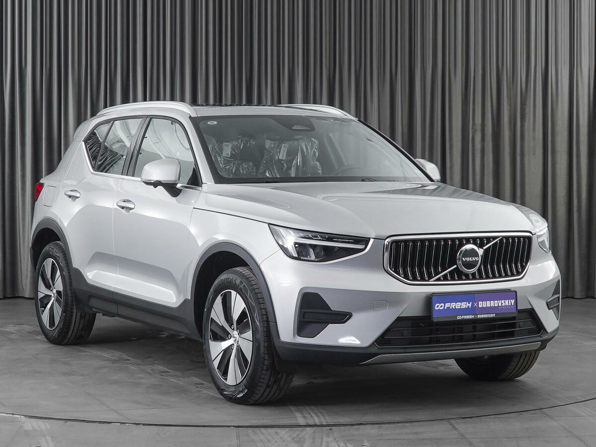 Купить новый Volvo XC40 1 поколение рестайлинг в Донском | Цены на новые Вольво XC40 внедорожник ...