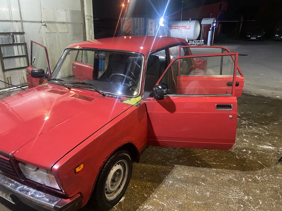 Купить б/у Lada (ВАЗ) 2107 1982-2012 1.6 MT (73 л.с.) бензин механика в ...