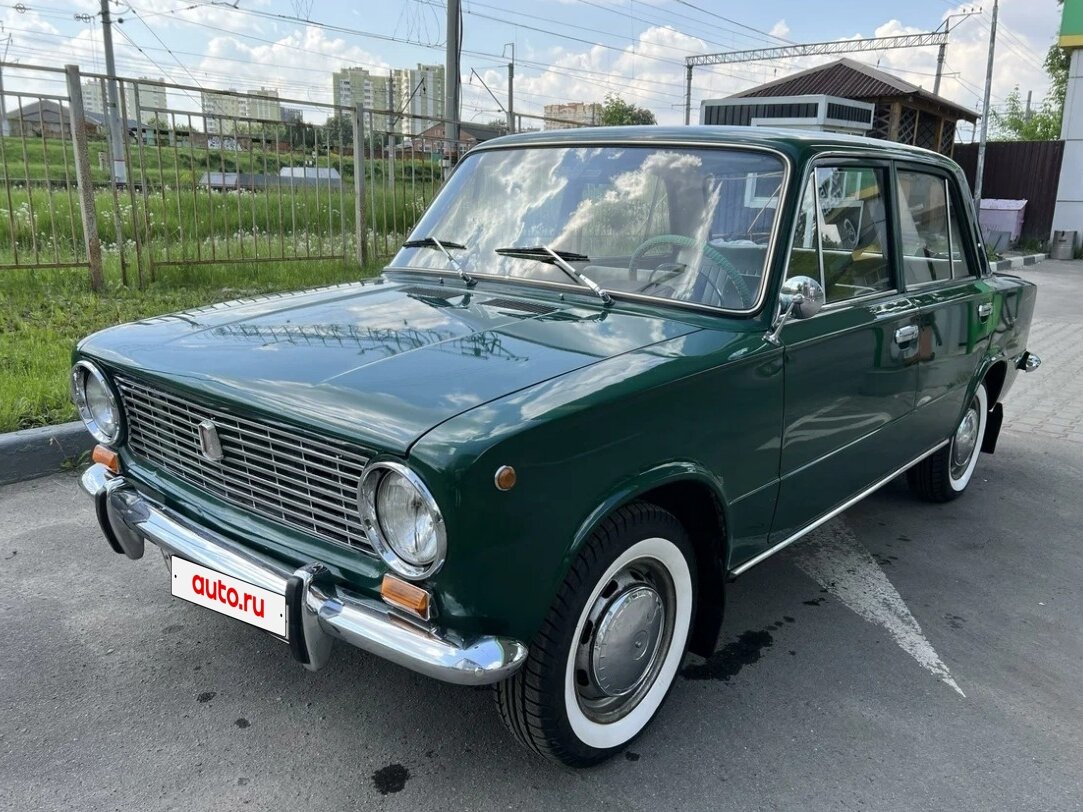 Купить б/у Lada (ВАЗ) 2101 1970-1988 1.2 MT (64 л.с.) бензин механика в Люберцах: зелёный Лада ...