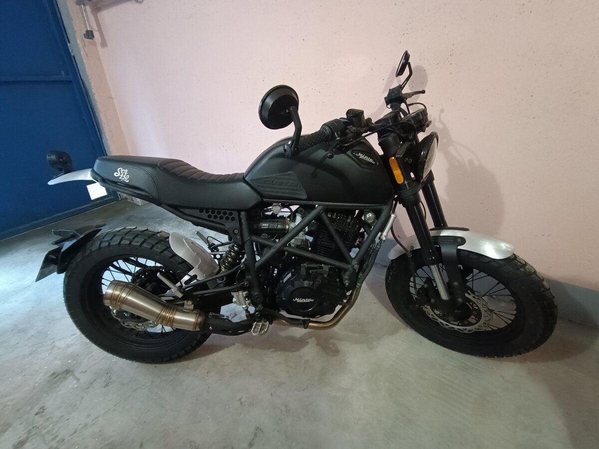 Купить б/у Minsk (Минск) SCR 250 карбюратор 6 передач в Лобне: чёрный naked bike 2023 года на ...