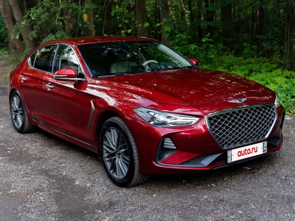 Купить б/у Genesis G70 I 2.0 AT (197 л.с.) 4WD бензин автомат в Королёве: красный Генезис Г70 I ...