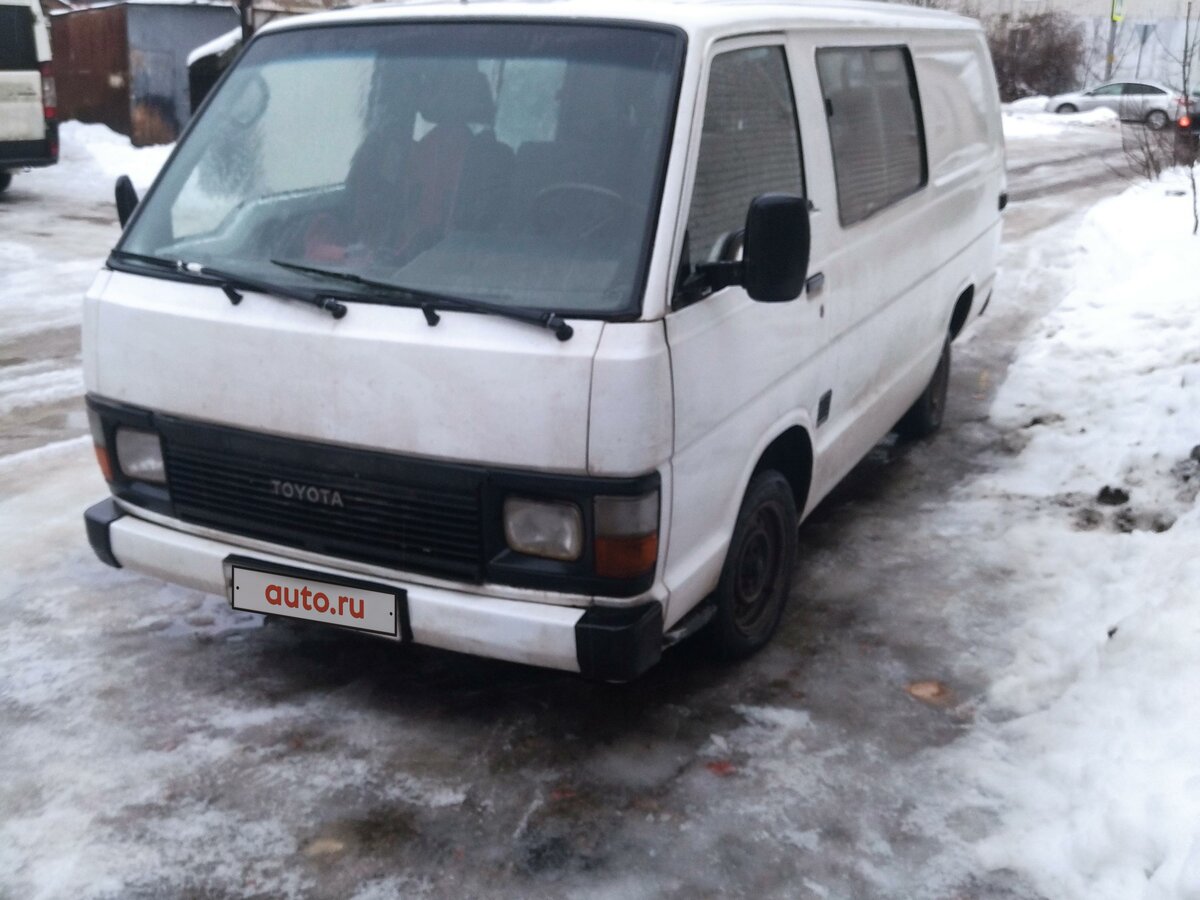 Купить б/у Toyota HiAce H50 H60 H70 2.2d MT (72 л.с.) дизель механика в ...