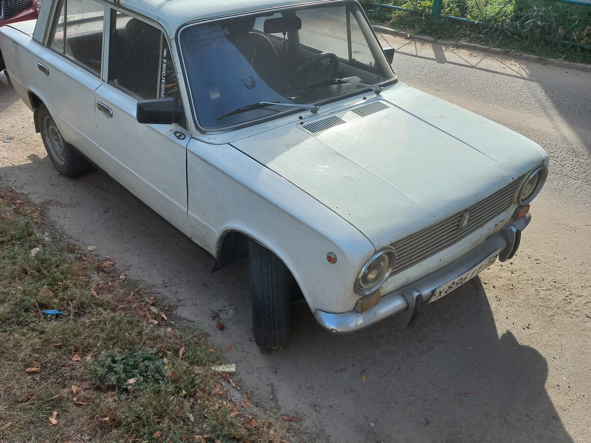 Купить б/у Lada (ВАЗ) 2101 1970-1988 1.2 MT (59 л.с.) бензин механика в Воронеже: белый Лада ...