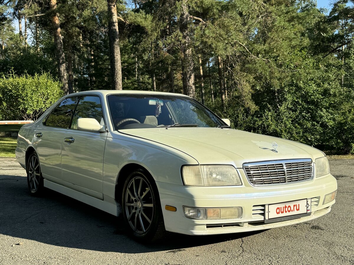 Купить б/у Nissan Gloria X (Y33) 2.5 AT (190 л.с.) бензин автомат в Челябинске: белый Ниссан ...