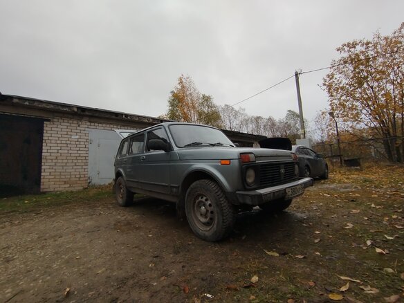 Купить б/у Lada (ВАЗ) 2131 (4x4) I 1.7 MT (81 л.с.) 4WD бензин механика ...