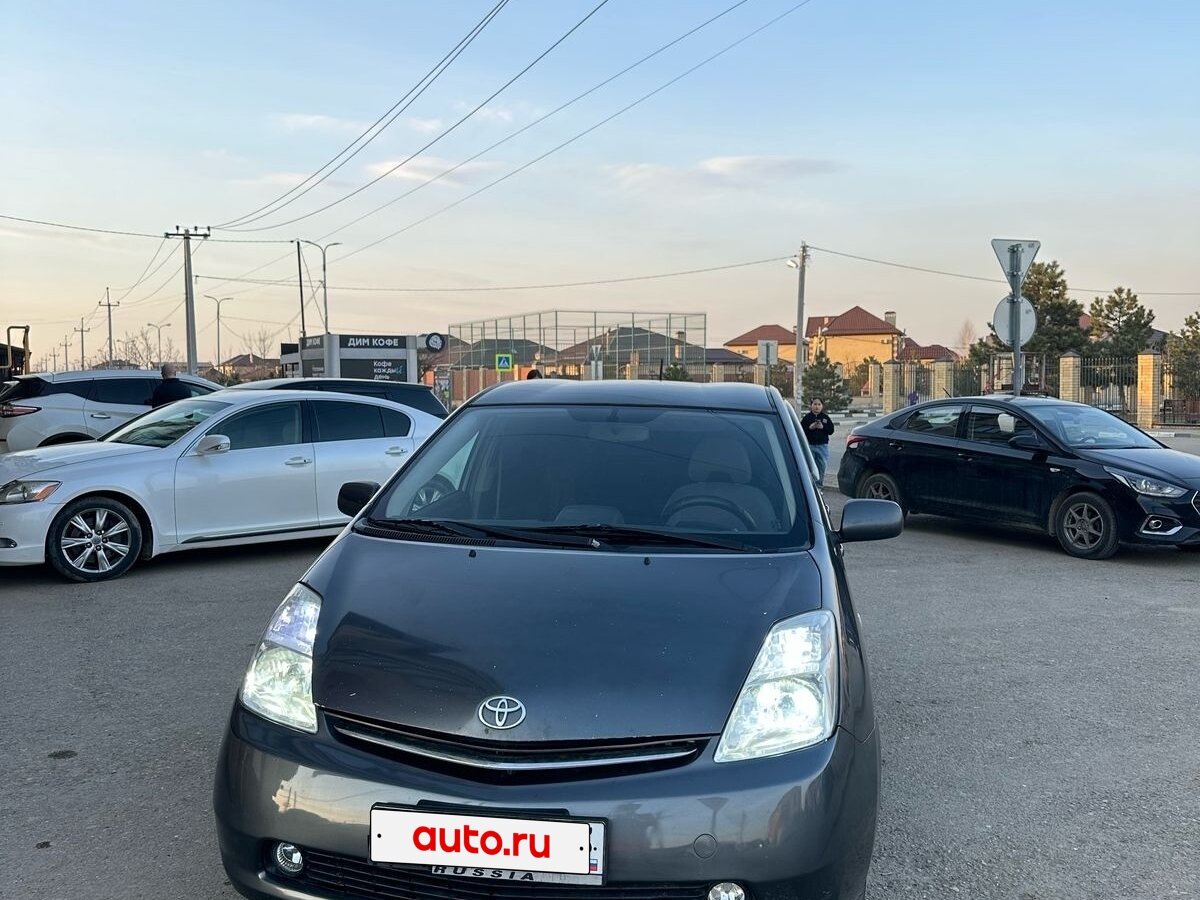 Купить б/у Toyota Prius II Рестайлинг (XW20) 1.5hyb AT (76 л.с.) гибрид ...
