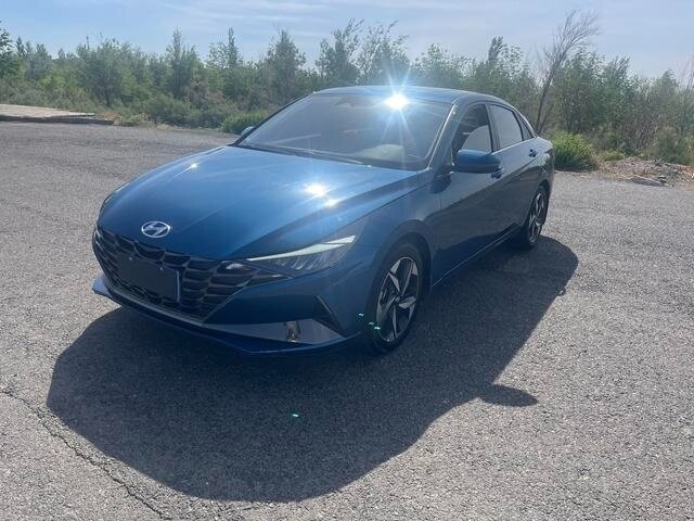 Купить б/у Hyundai Elantra VII (CN7) 1.4 AMT (140 л.с.) бензин робот во Владивостоке: синий ...