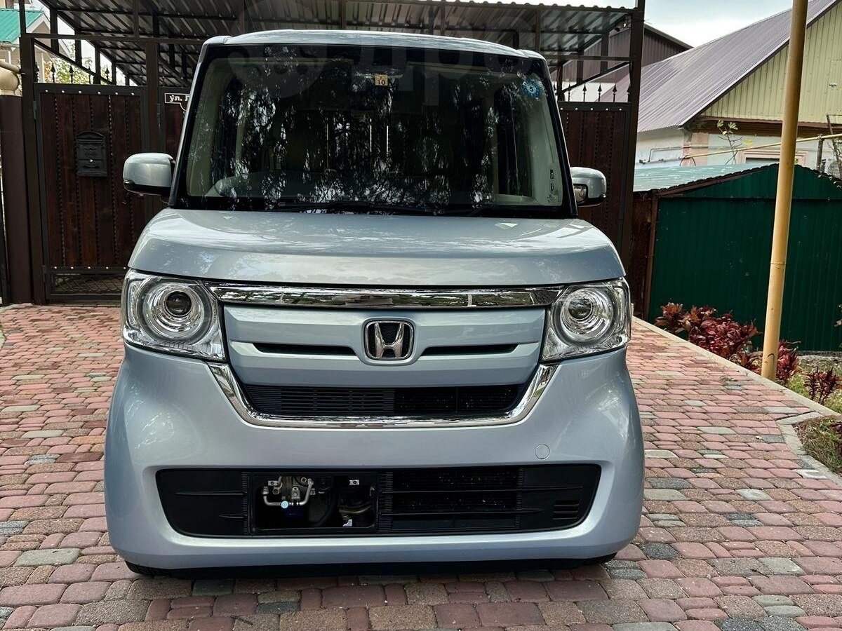 Купить б/у Honda N-BOX II 0.7 CVT (58 л.с.) бензин вариатор в Сочи: голубой Хонда н-бокс II ...