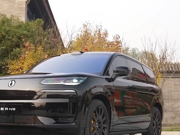 Купить б/у Denza N9 2024-2025 2.0hyb CVT (925 л.с.) 4WD гибрид вариатор в Екатеринбурге: чёрный ...