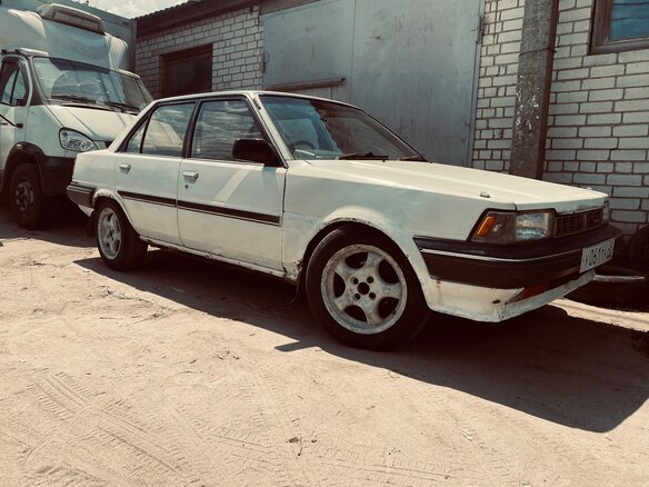 Купить б/у Toyota Carina IV (T150) 4-speed 1.5 MT (83 л.с.) бензин ...