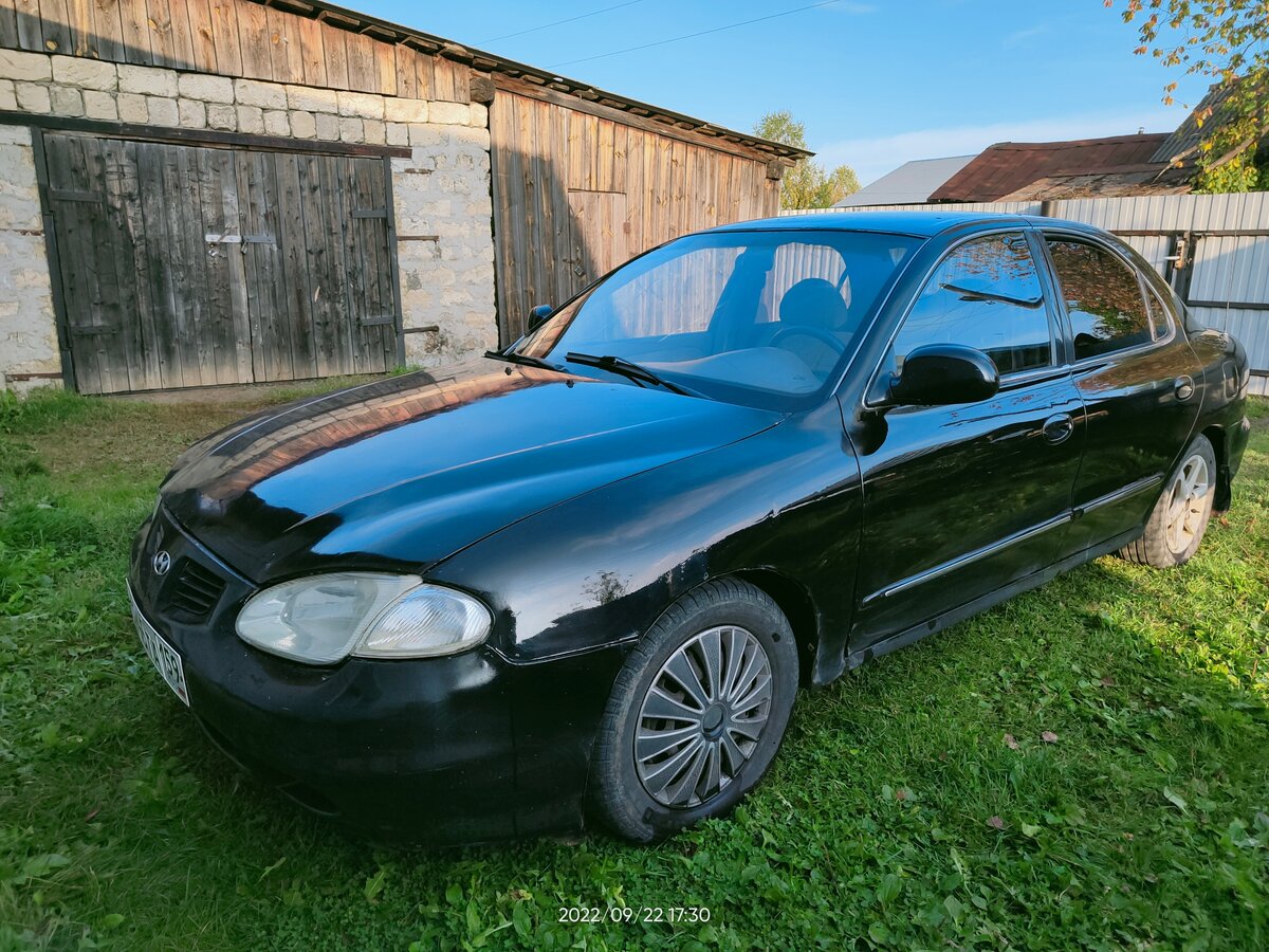 Купить б/у Hyundai Elantra II (J2, J3) 2.0 AT (139 л.с.) бензин автомат ...