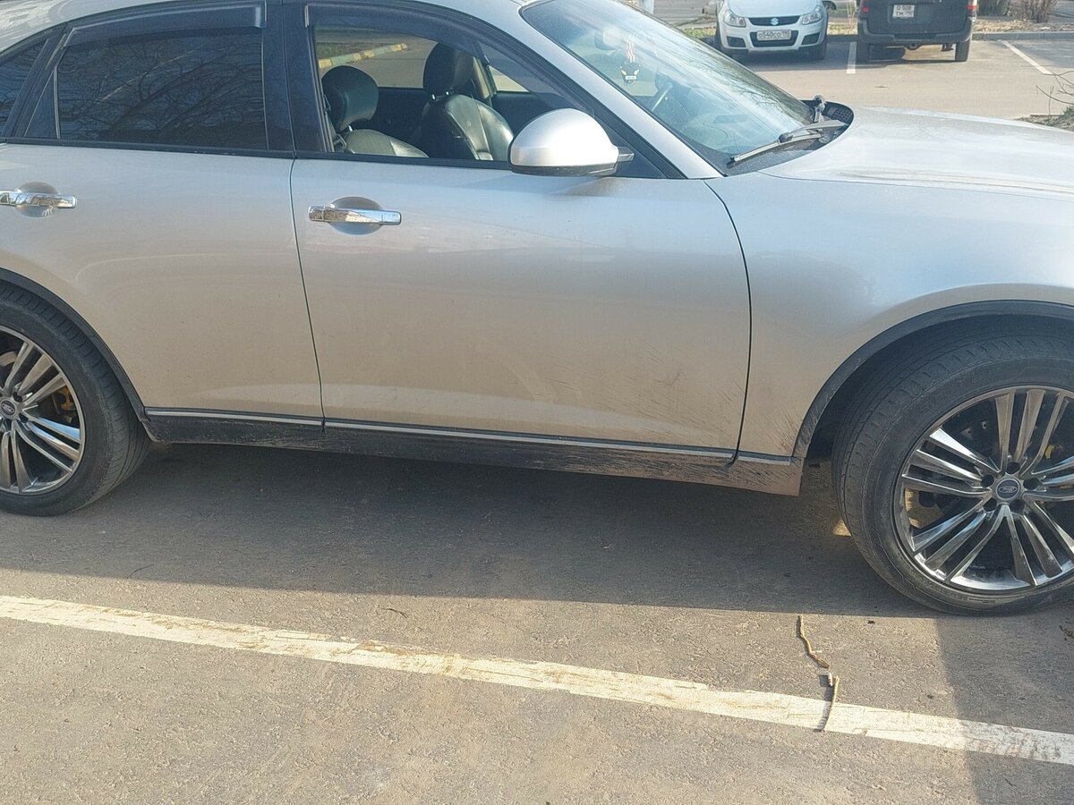 Купить б/у Infiniti FX I (S50) FX35 3.5 AT (280 л.с.) 4WD бензин ...