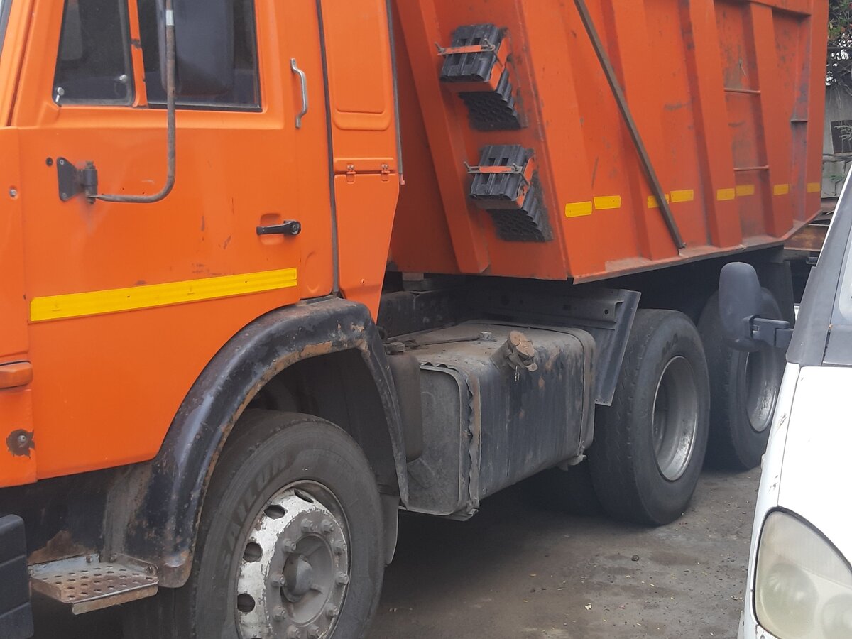 Купить б/у КамАЗ 65115 дизель механика в Ростове-на-Дону: оранжевый ...
