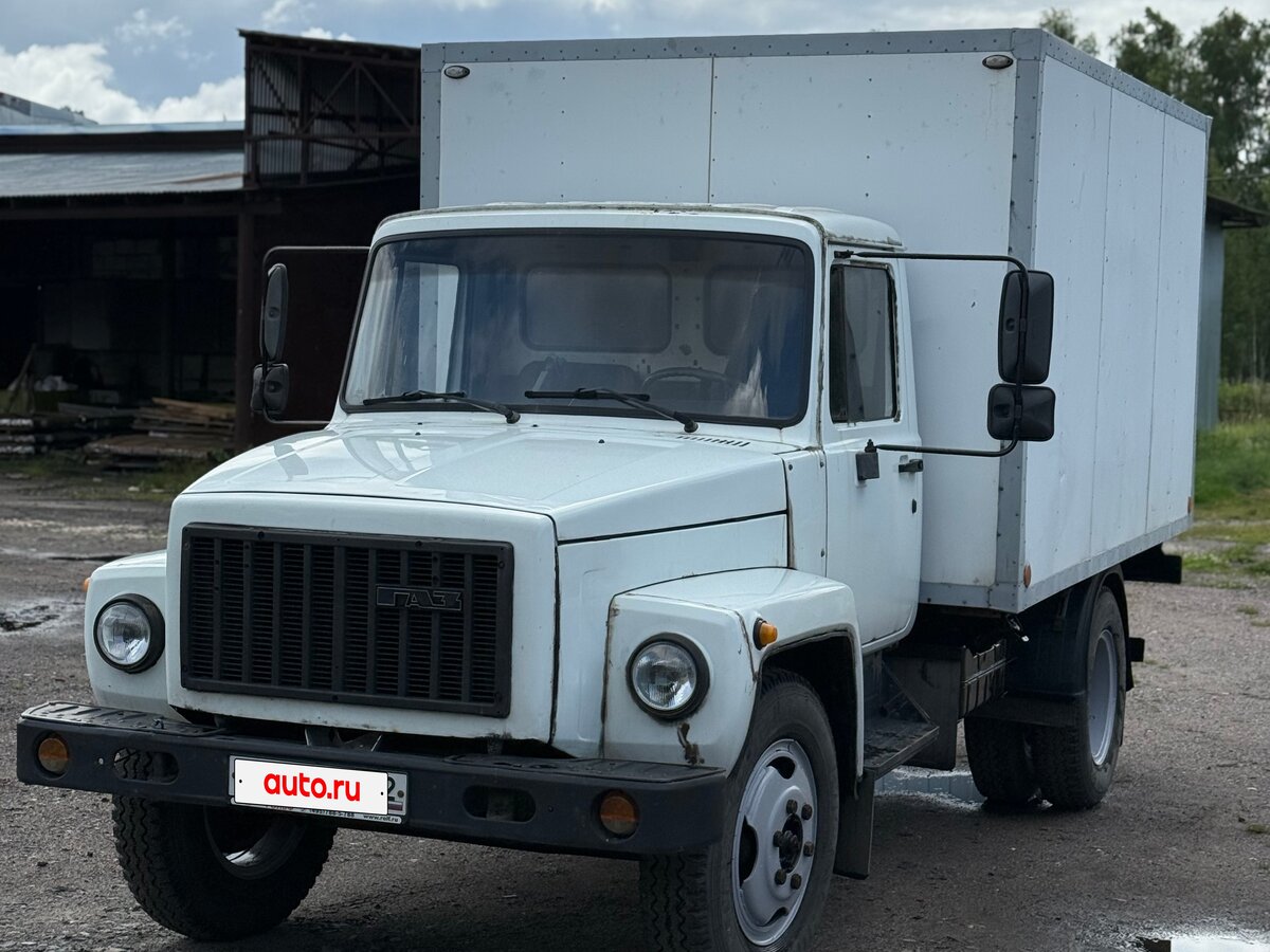 Купить б/у ГАЗ 3307 бензин механика в Ильиногорске: белый фургон 2003 года по цене 850 000 ...