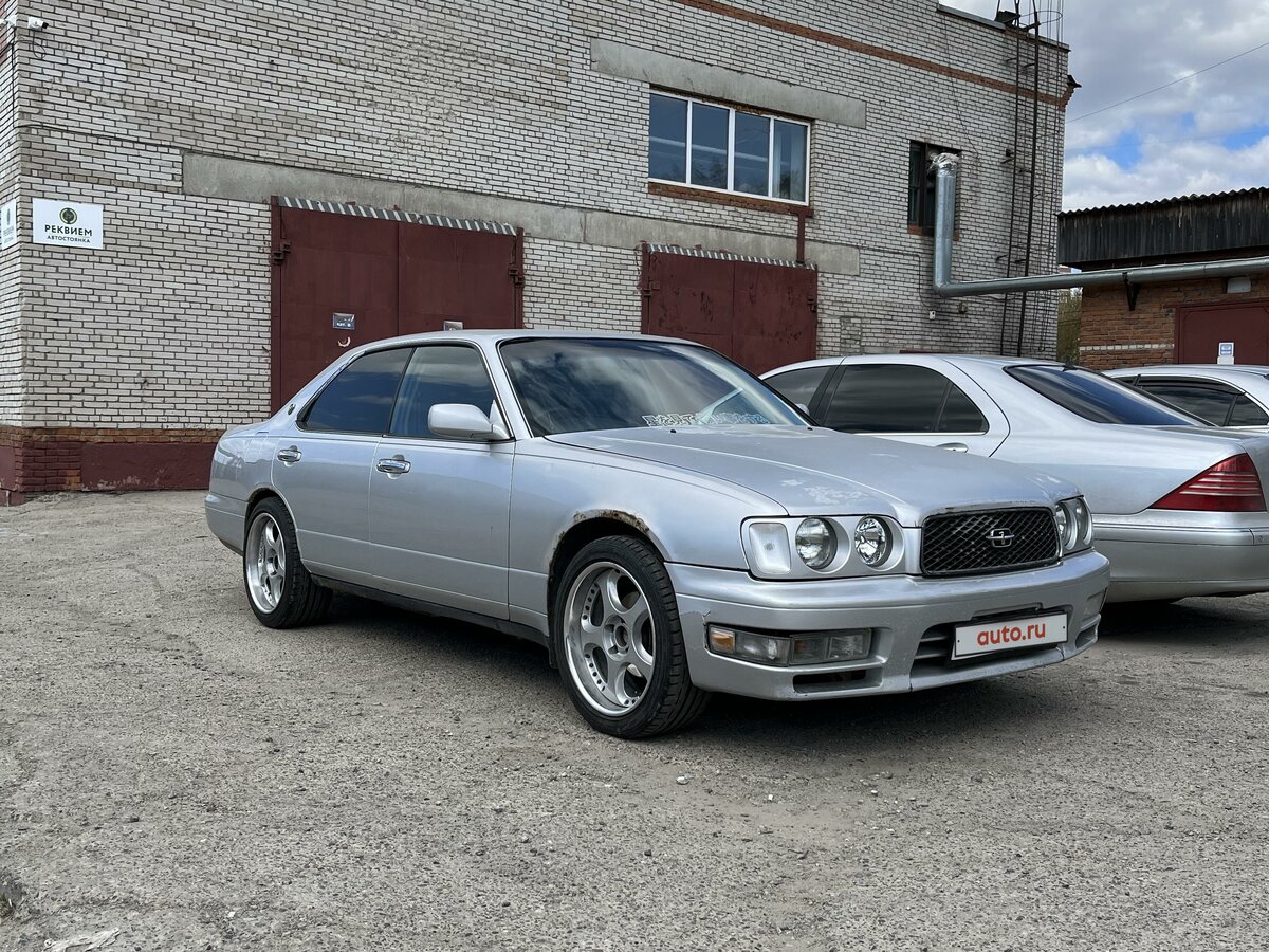 Купить б/у Nissan Gloria X (Y33) 2.0 AT (125 л.с.) бензин автомат в Томске: серый Ниссан Глория ...