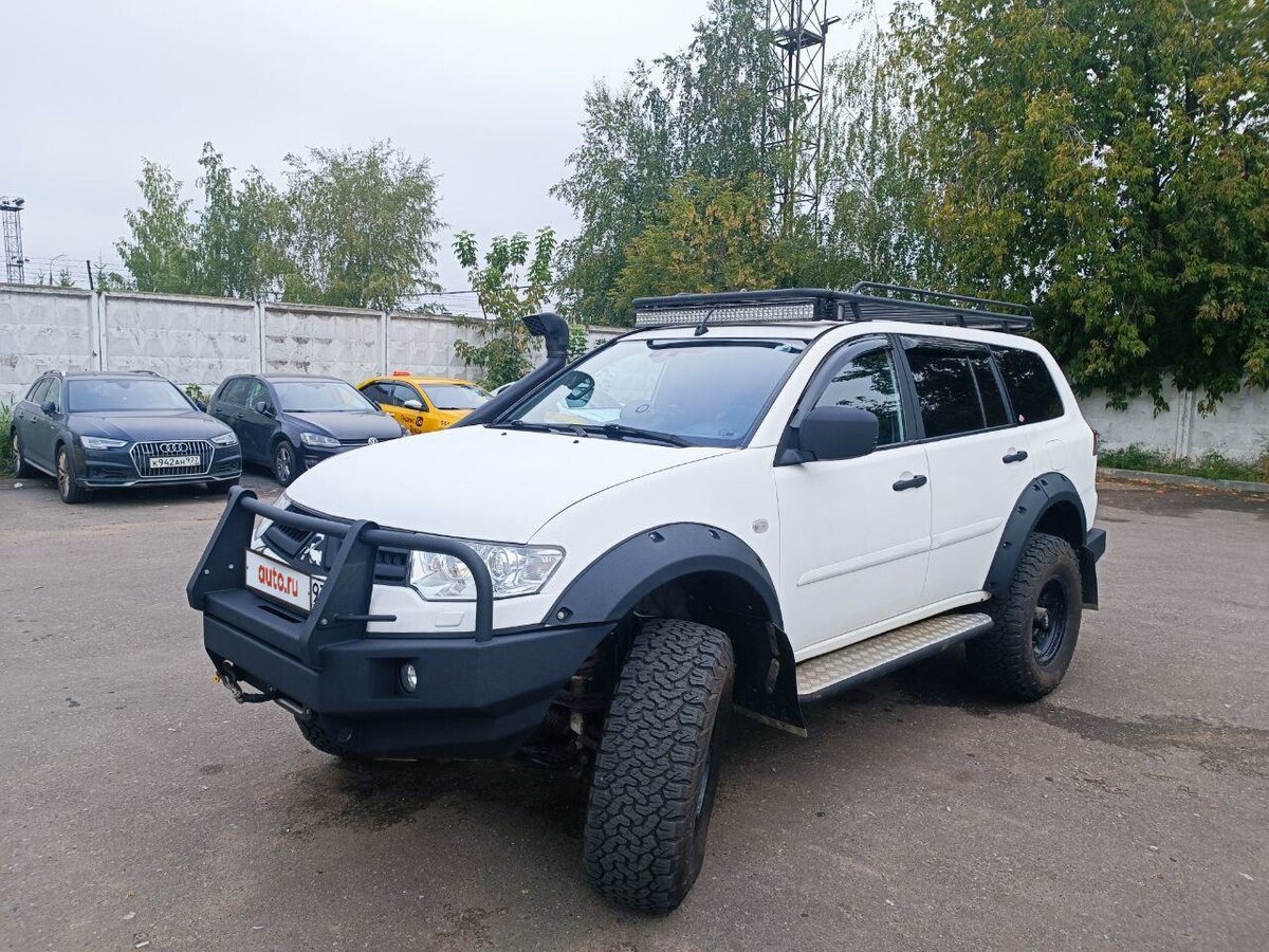 Купить б/у Mitsubishi Pajero Sport II Рестайлинг 2.5d AT (178 л.с.) 4WD ...