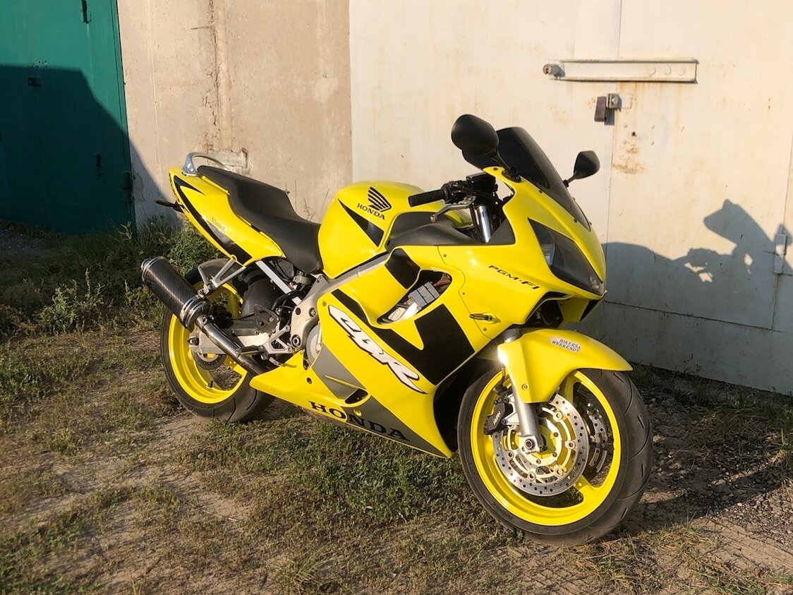 Купить б/у Honda CBR 600F инжектор 6 передач в Сызрани: жёлтый спорт ...