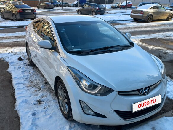 Купить б/у Hyundai Elantra V (MD) Рестайлинг 1.8 AT (150 л.с.) бензин ...