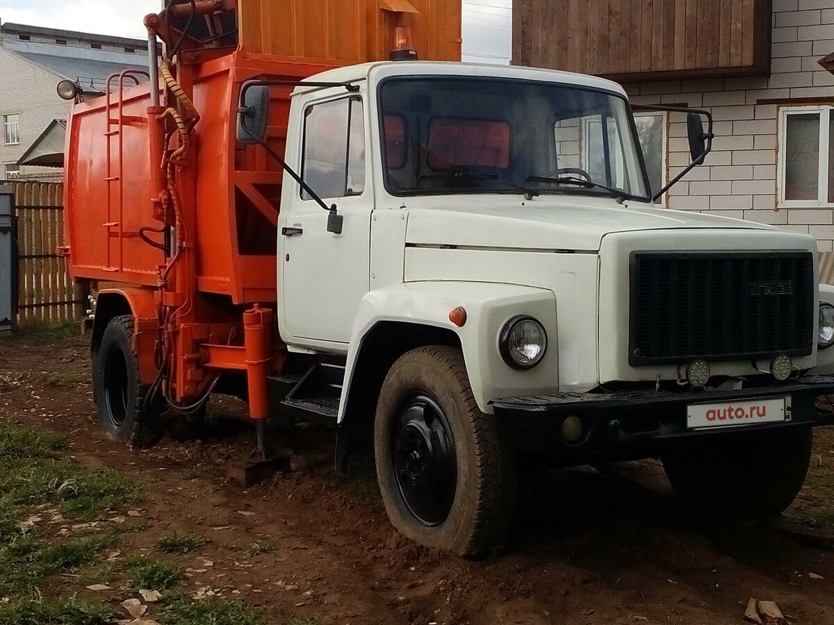 Купить б/у ГАЗ КО-440-2 в Юрле: белый мусоровоз 2003 года на Авто.ру ID ...