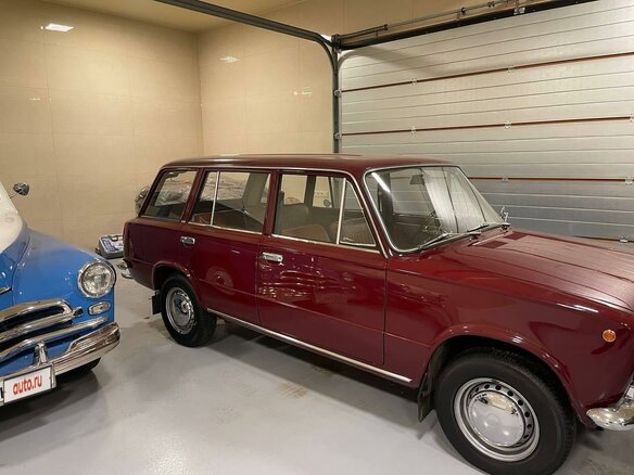 Купить б/у Lada (ВАЗ) 2102 1971-1986 1.2 MT (64 л.с.) бензин механика в Москве: красный Лада ...