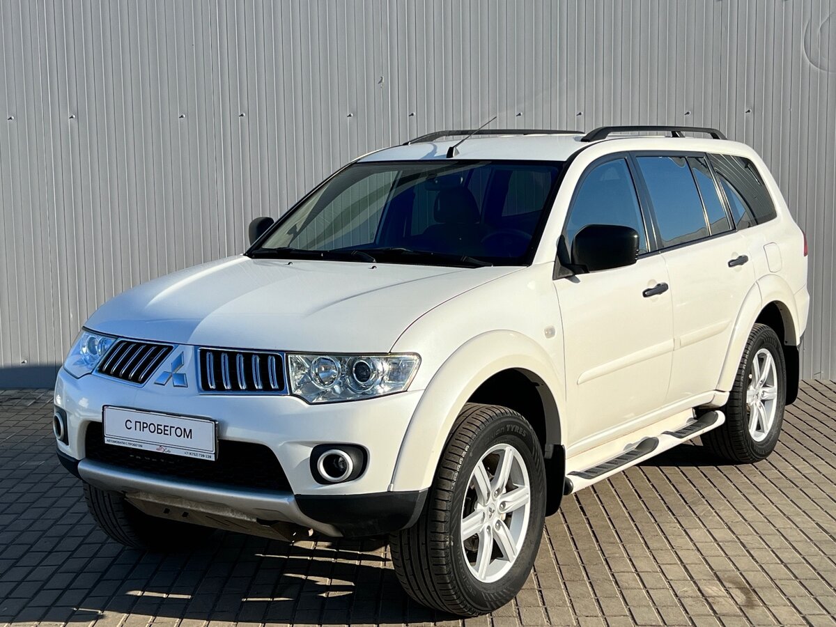 Купить б/у Mitsubishi Pajero Sport II Рестайлинг 2.5d MT (178 л.с.) 4WD ...