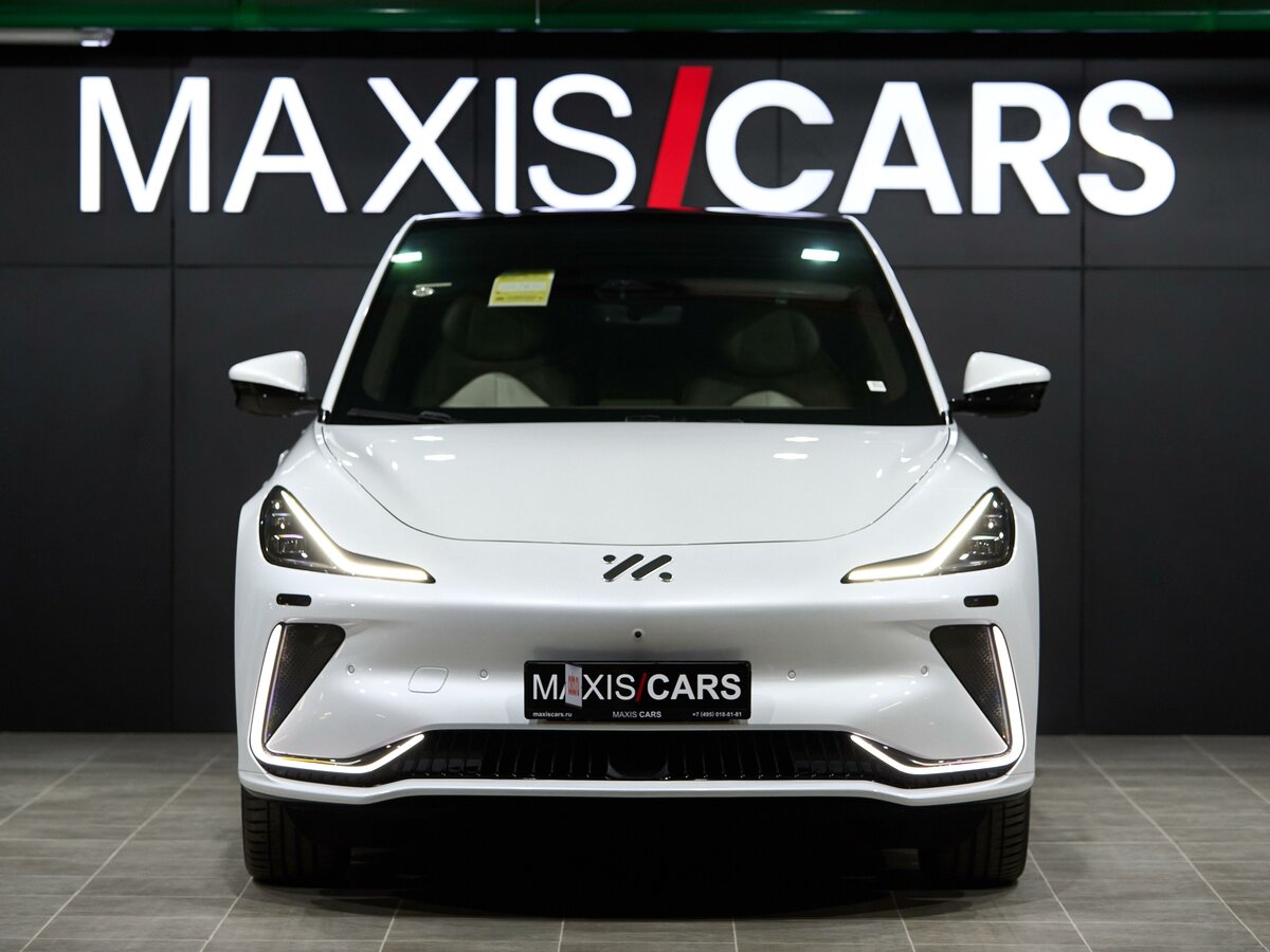 Купить б/у IM Motors (Zhiji) LS7 2023-2025 90 kWh Electro AT (425.0 кВт) 4WD электро автомат в ...