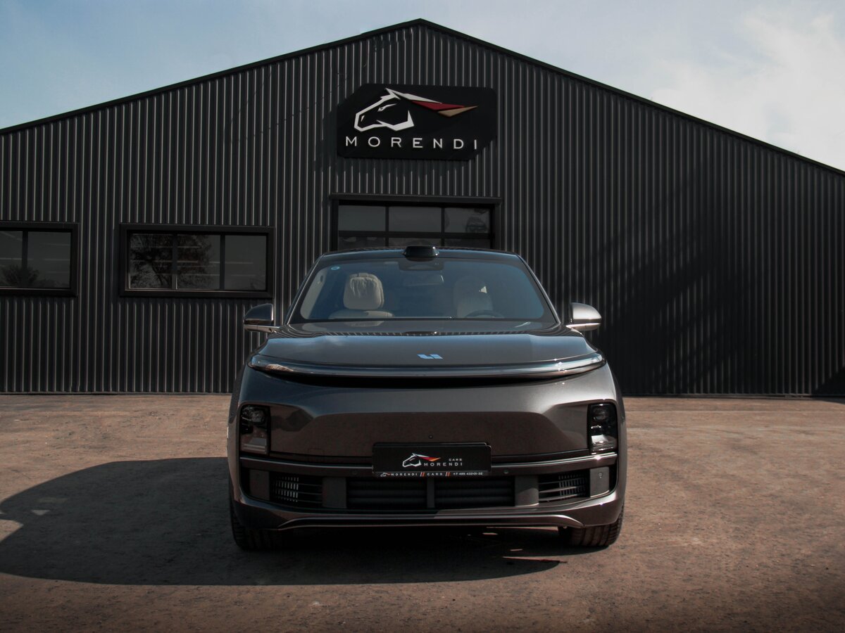 Купить б/у Li Auto L8 2022-н.в. 1.5hyb AT (449 л.с.) 4WD гибрид автомат ...