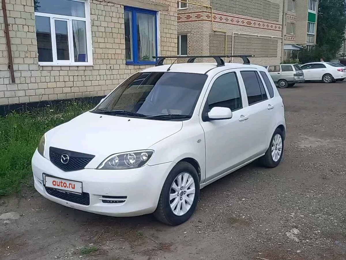Купить б/у Mazda Demio II (DY) 1.4 MT (91 л.с.) бензин механика в ...