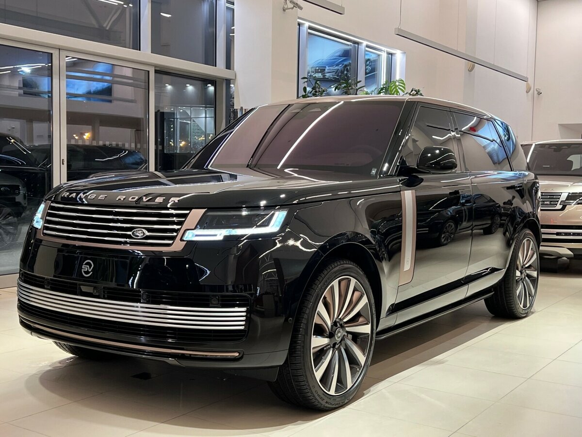 Купить новый Land Rover Range Rover V P615 MHEV Long 4.4 AT (615 л.с ...