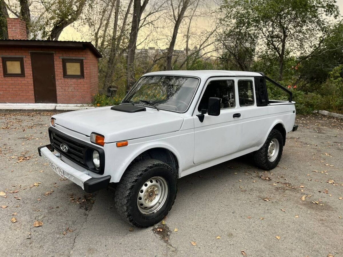 Купить б/у Lada (ВАЗ) 2329 1995-2019 1.7 MT (79 л.с.) 4WD бензин ...