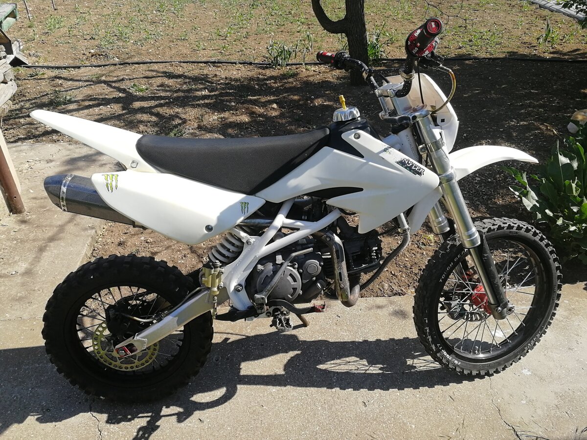 Купить б/у KAYO PRO YX160 карбюратор 4 передачи в Симферополе: белый питбайк 2010 года на Авто ...