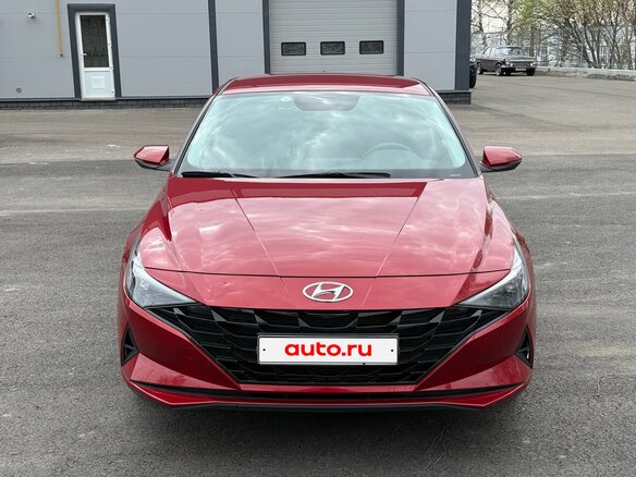 Купить б/у Hyundai Elantra VII (CN7) 1.6 AT (128 л.с.) бензин автомат в Пензе: красный Хендэ ...