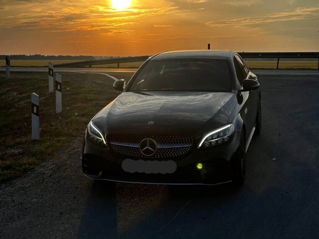Купить б/у Mercedes-Benz C-Класс IV (W205) Рестайлинг 180 d 1.6d AT ...
