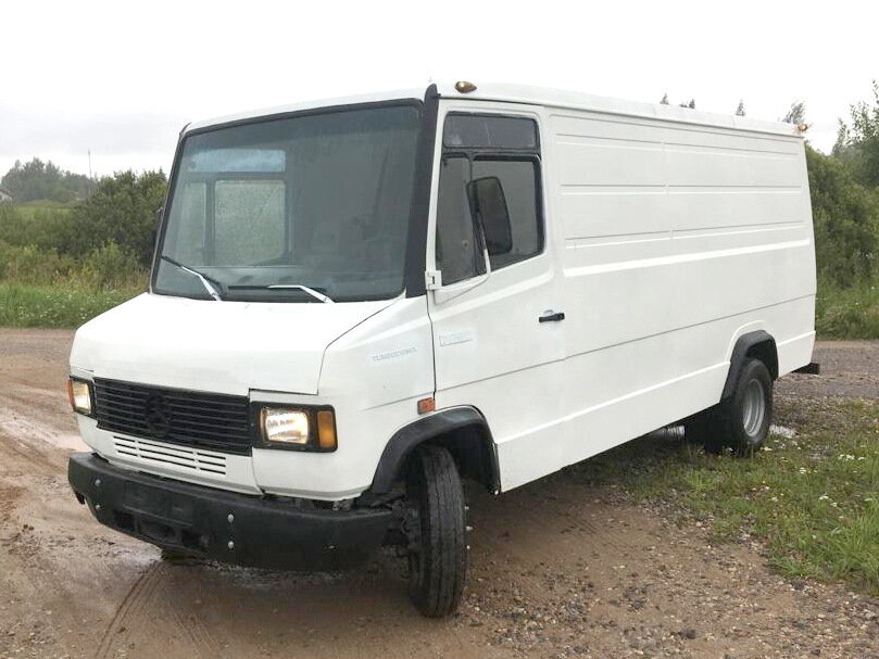 Купить б/у Mercedes-Benz 709D дизель в Великих Луках: белый ...