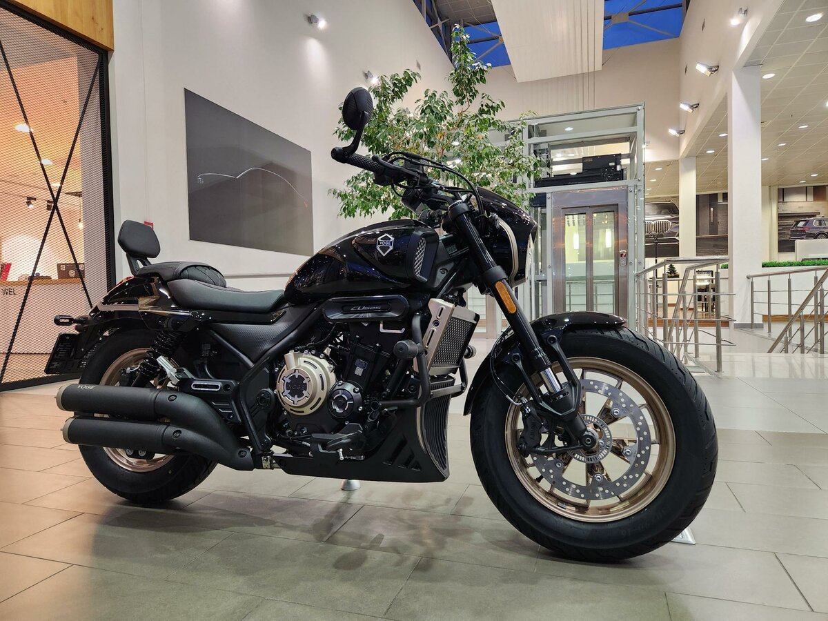 Купить новый Voge CU525 инжектор 6 передач в Москве: чёрный круизер 2025 года на Авто.ру ID ...