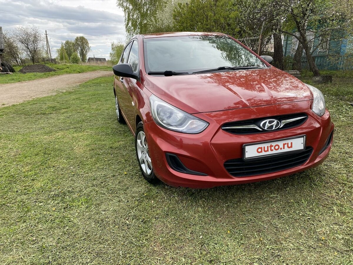 Купить б/у Hyundai Solaris I 1.4 MT (107 л.с.) бензин механика в ...