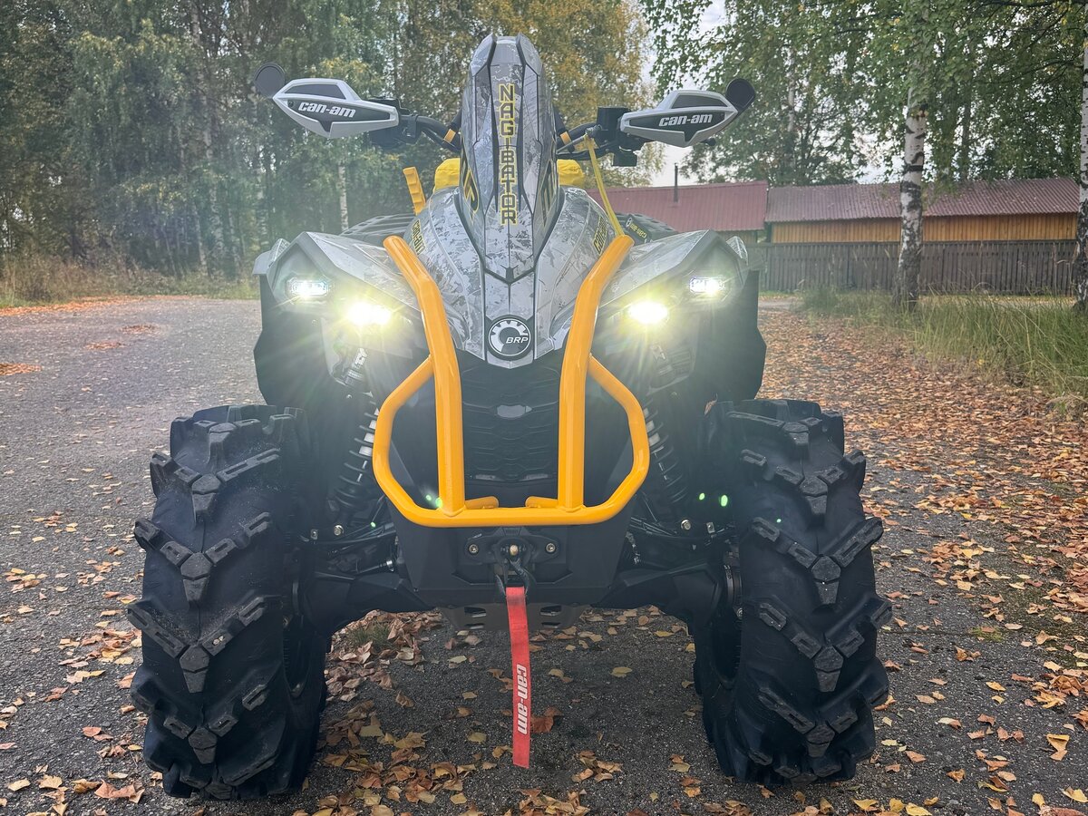 Купить б/у BRP Can-Am Renegade 1000 в Няндоме: серый 2023 года по цене ...