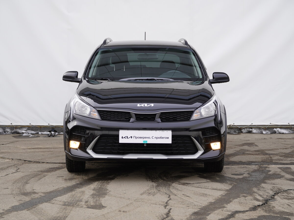 Купить б/у Kia Rio IV Рестайлинг X 1.6 AT (123 л.с.) бензин автомат в ...