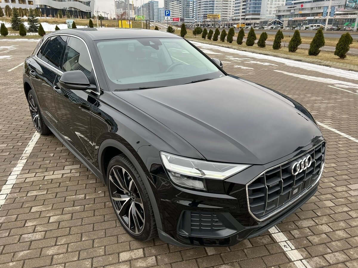 Купить б/у Audi Q8 I (4M) 45 TDI 3.0d AT (231 л.с.) 4WD дизель автомат ...