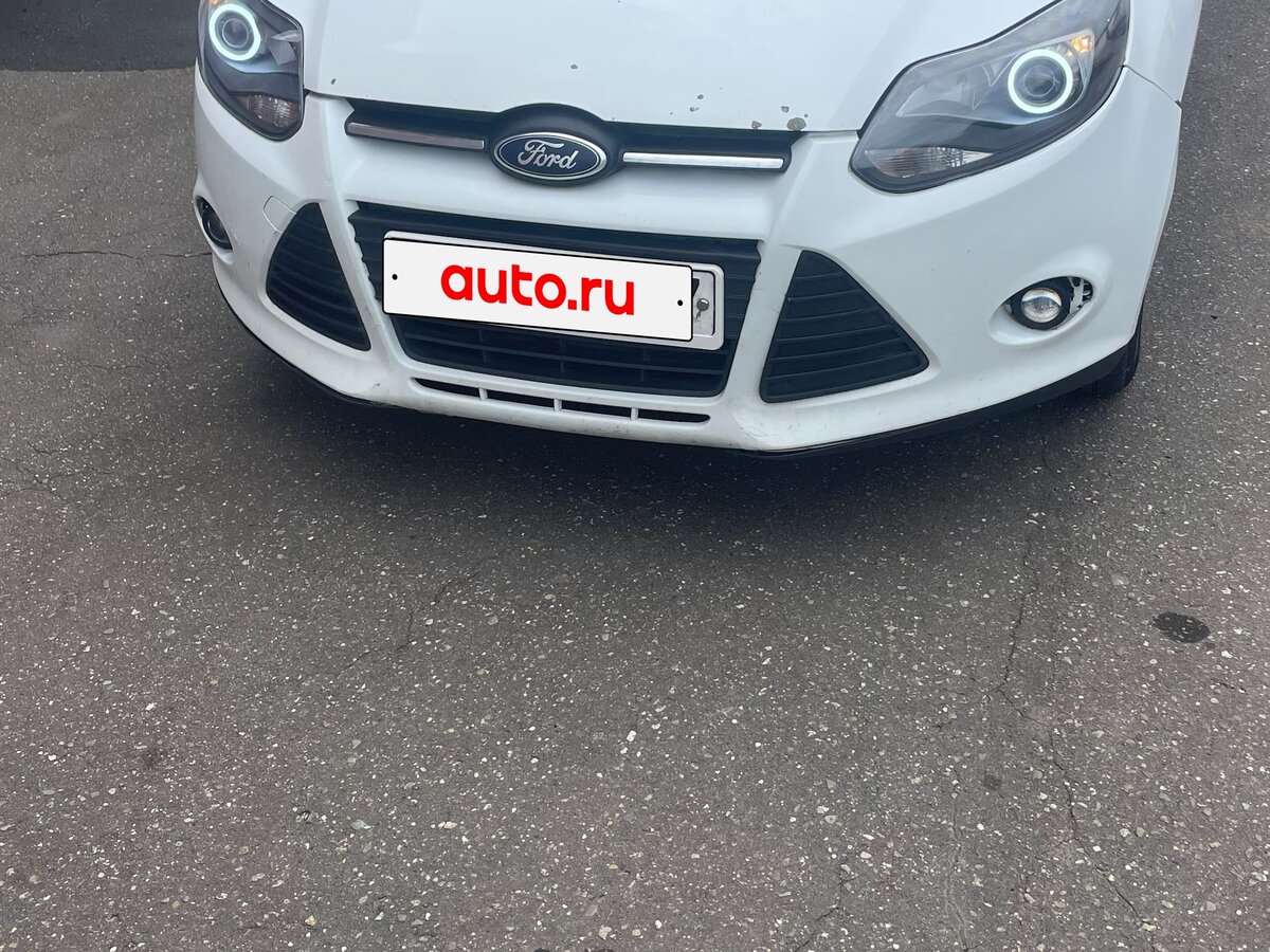 Купить б/у Ford Focus III 1.6 MT (105 л.с.) бензин механика в Москве ...