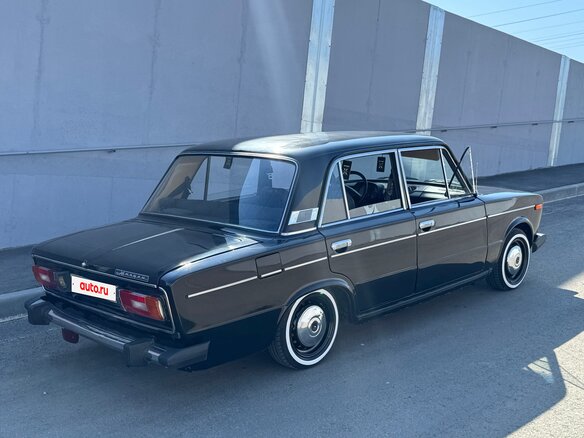 Купить б/у Lada (ВАЗ) 2106 1976-2006 1.5 MT (72 л.с.) бензин механика в Саратове: чёрный Лада ...