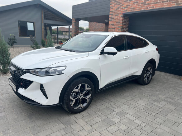 Купить б/у Haval F7x I Рестайлинг 2.0 AMT (190 л.с.) 4WD бензин робот в Волгограде: белый Хавэйл ...