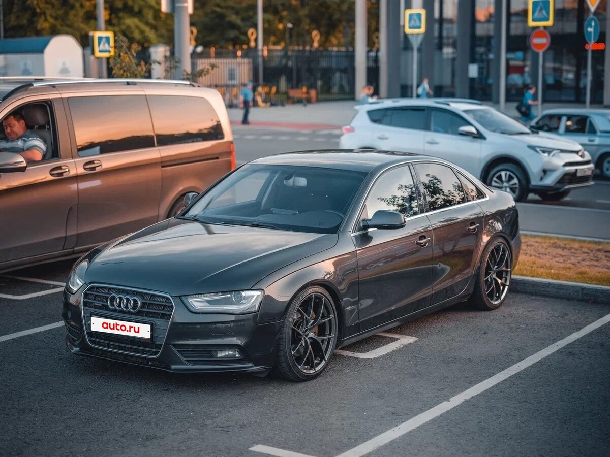 Купить б/у Audi A4 IV (B8) Рестайлинг 2.0 AMT (225 л.с.) 4WD бензин ...
