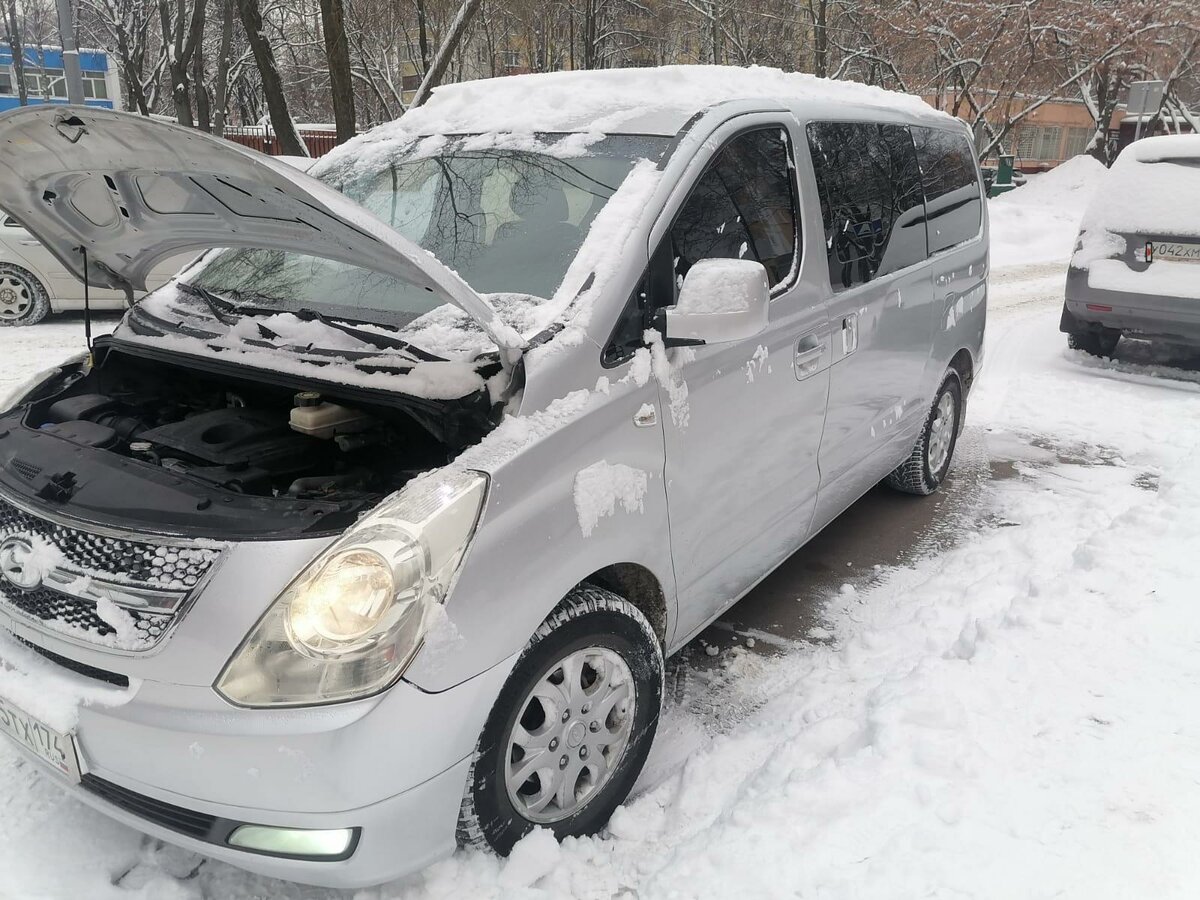Купить б/у Hyundai Grand Starex I 2.5d AT (145 л.с.) дизель автомат в ...