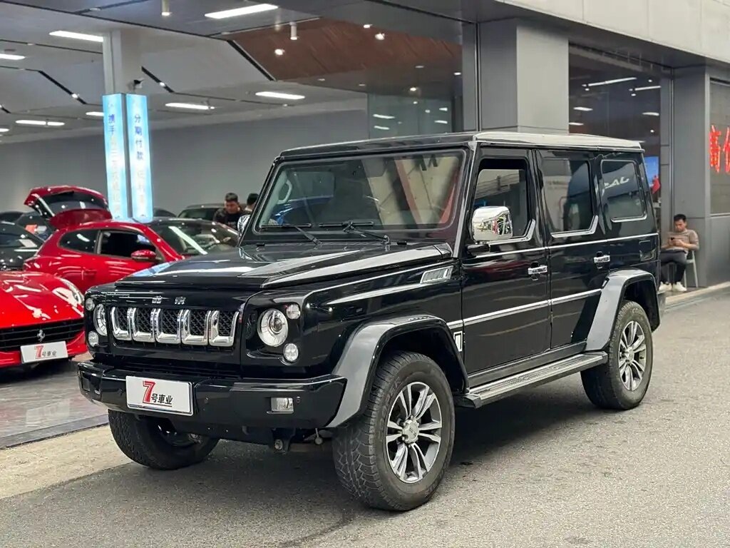 Купить б/у BAIC BJ80 2016-н.в. 2.3 AT (231 л.с.) 4WD бензин автомат во Владивостоке: чёрный БАИК ...