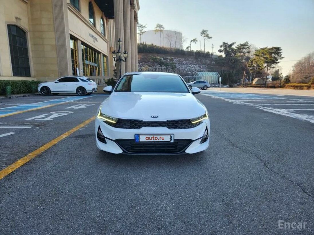 Купить б/у Kia K5 III LPi 2.0 AT (146 л.с.) газ автомат в Санкт-Петербурге: белый Киа к5 III ...